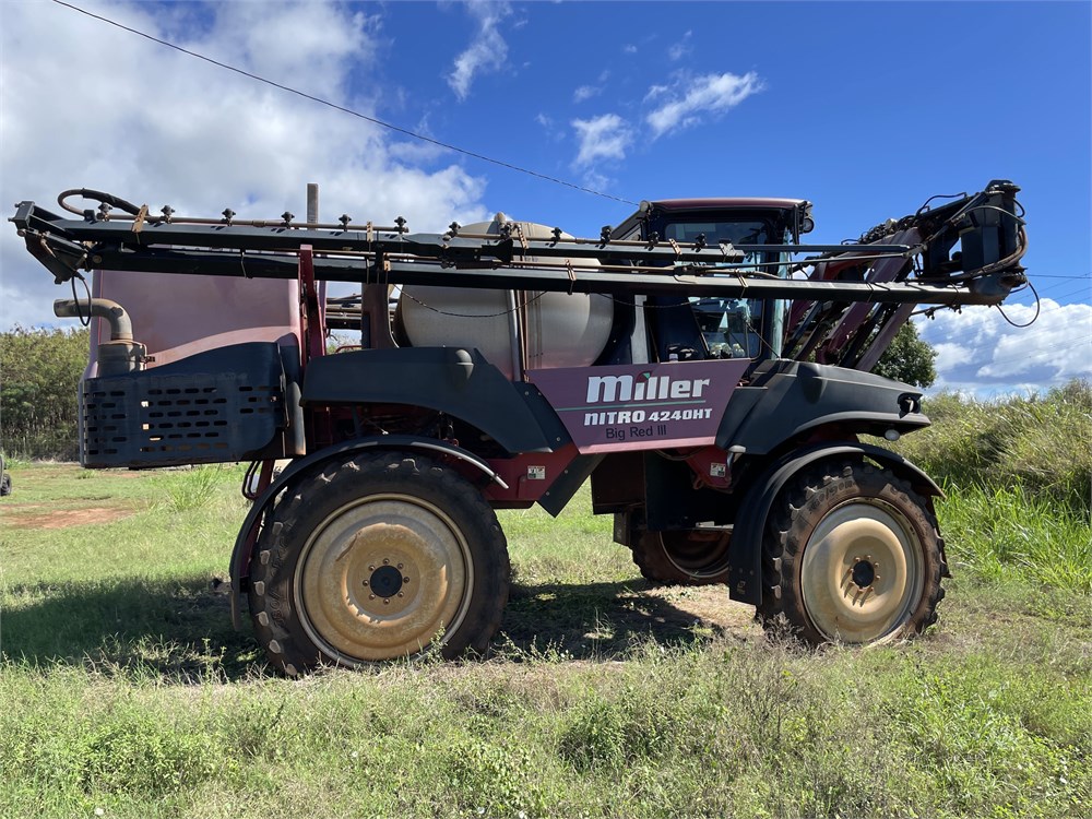 Corteva Equipment Sales - Miller 4240 Nitro Sprayer - Waimea, Hawaii ...