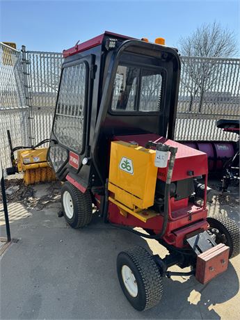 Corteva Equipment Sales - Grounds Master Sweeper - Johnston, Iowa - (5678)